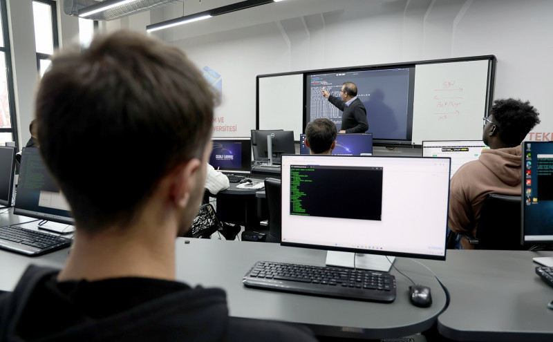 SİVAS BİLİM VE TEKNOLOJİ ÜNİVERSİTESİ - Anasayfa